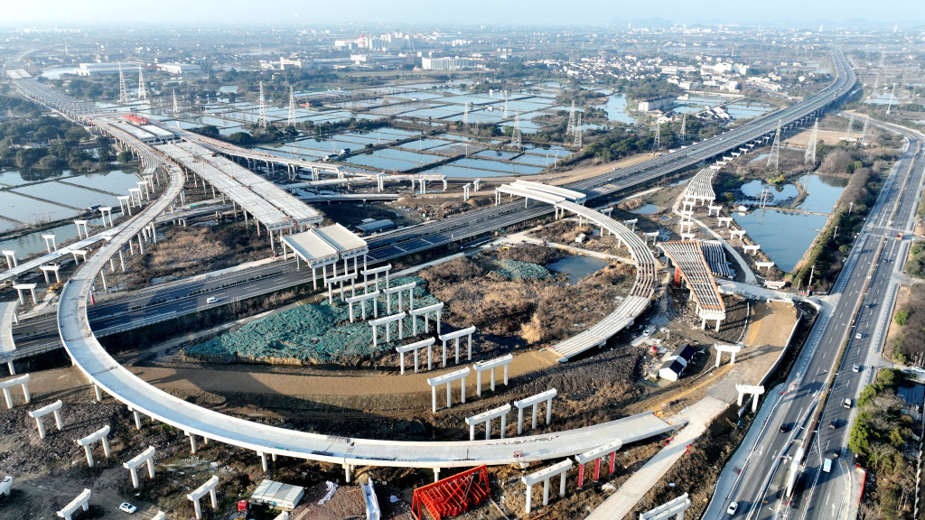Zhejiang : construction d'une autoroute pour améliorer les ...