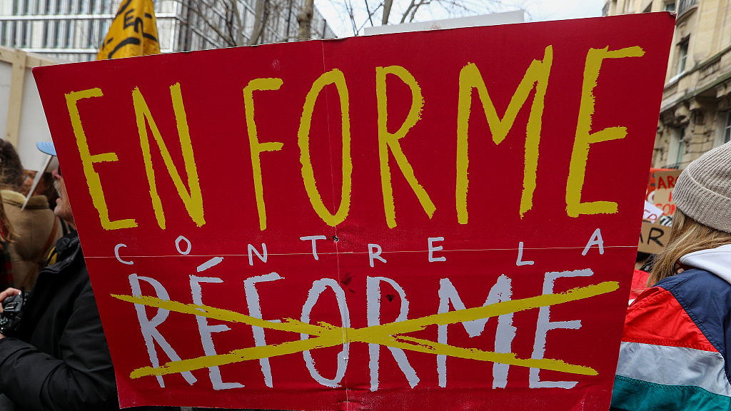 Grève en France : arrêt des activités de Total après une troisième ...