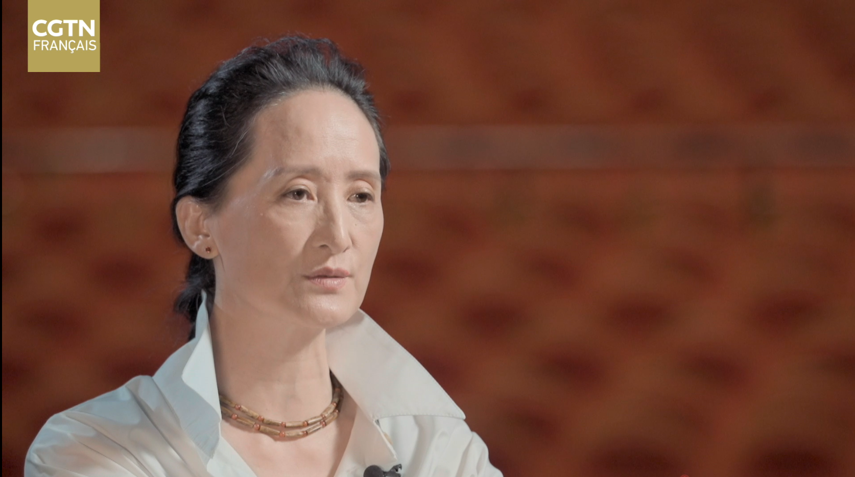 AU RYTHME DE L'ART II Feng Ying, directrice du Ballet national de Chine ...