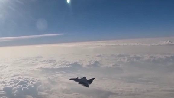 L'APL lance les exercices "Strait Thunder-2025A" dans le centre et le ...