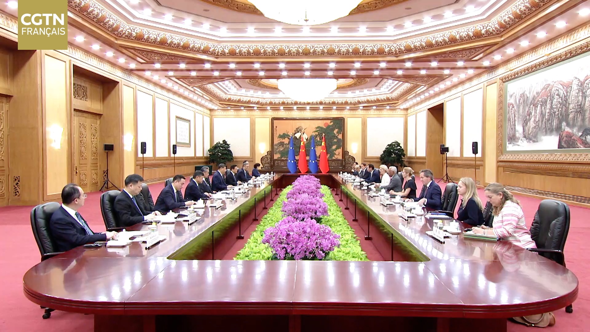 Xi Jinping : la Chine et l'UE sont deux grandes forces dans la communauté internationale, nous ...